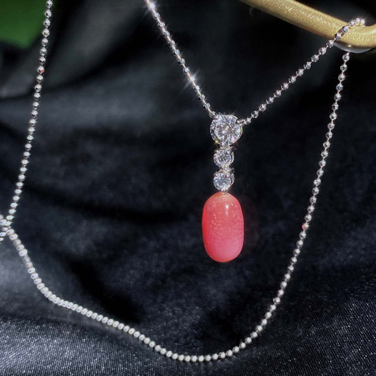 Conch Pearl Necklace D2.46ct d0.35ct 18K GUILD Flamingo Pink | JK Store